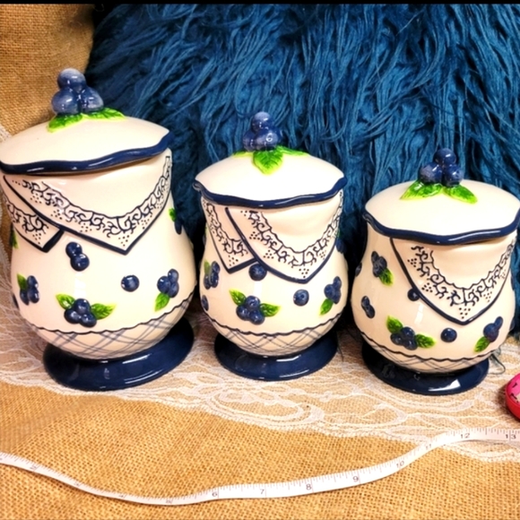 mww market | Kitchen | Rare Vintage Mww Market Blueberry Canister Set ...